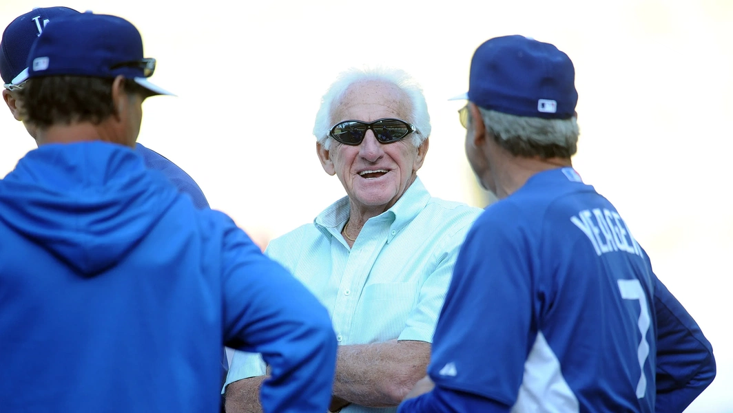 11 funniest Bob Uecker quotes from baseball and broadcasting