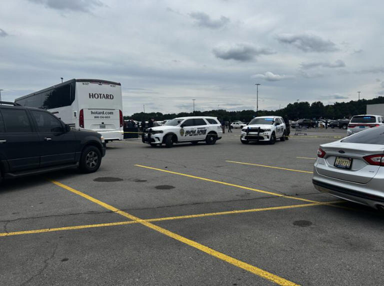 3 stabbed on tour bus in Bessemer Walmart parking lot
