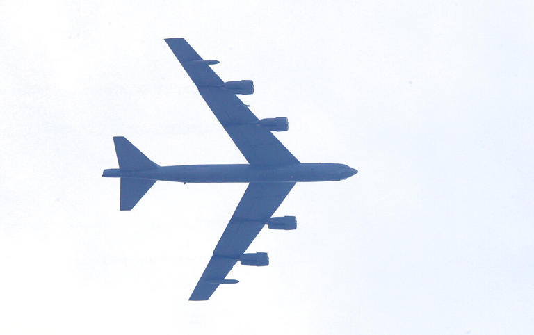 B-52 Stratofortress crashes at Edwards Air Force Base in California