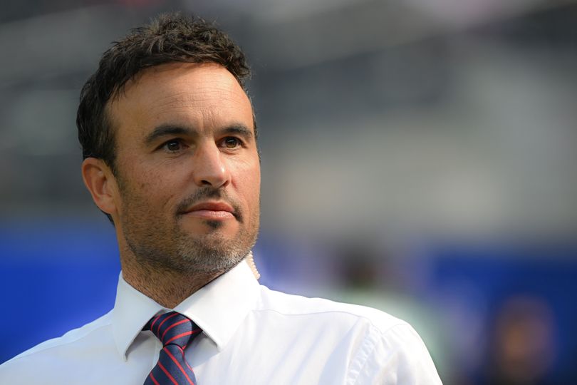 USMNT legend Landon Donovan lays into airline after 'worst travel ...