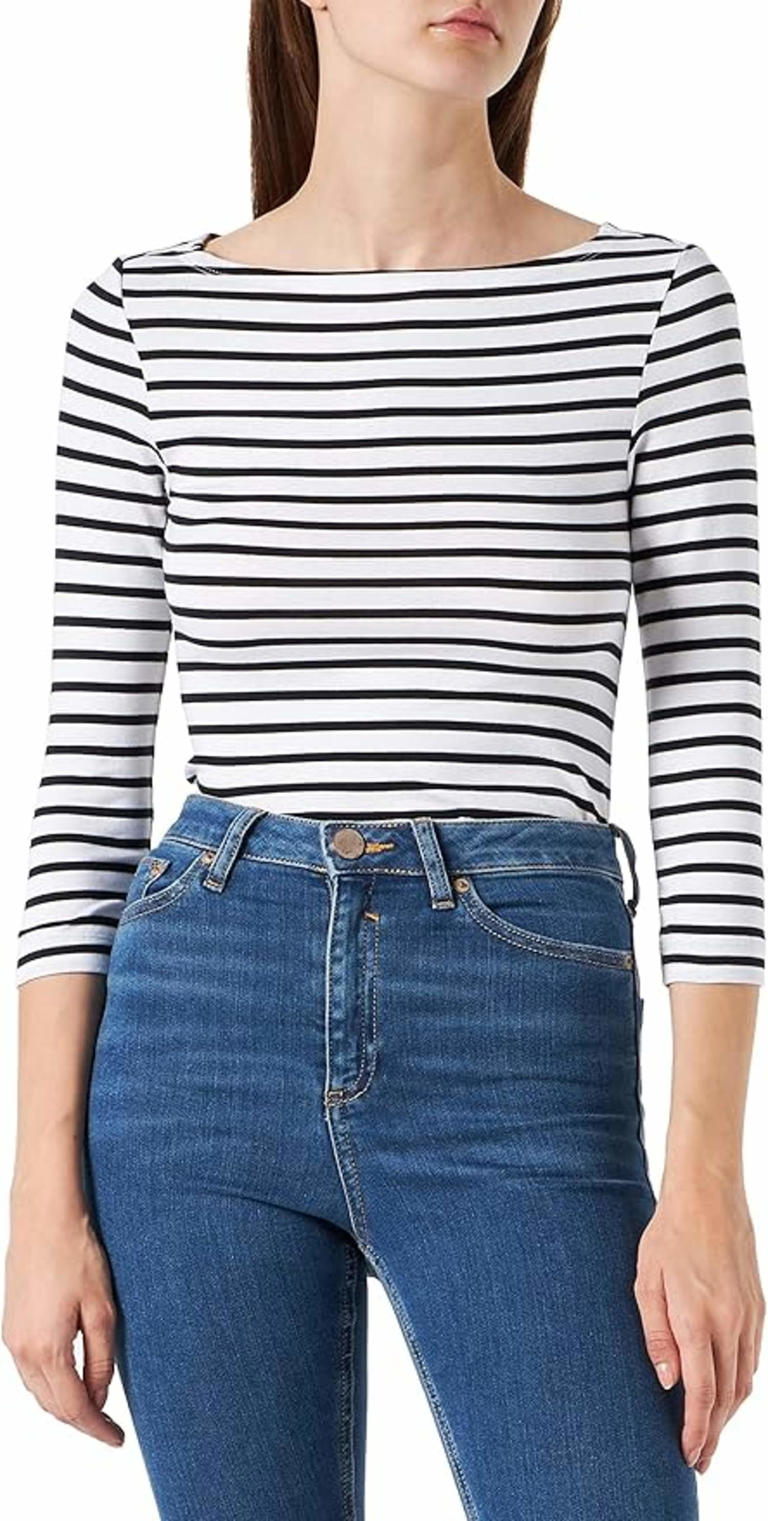 11 best Amazon summer tops, according to style expert Chassie Post