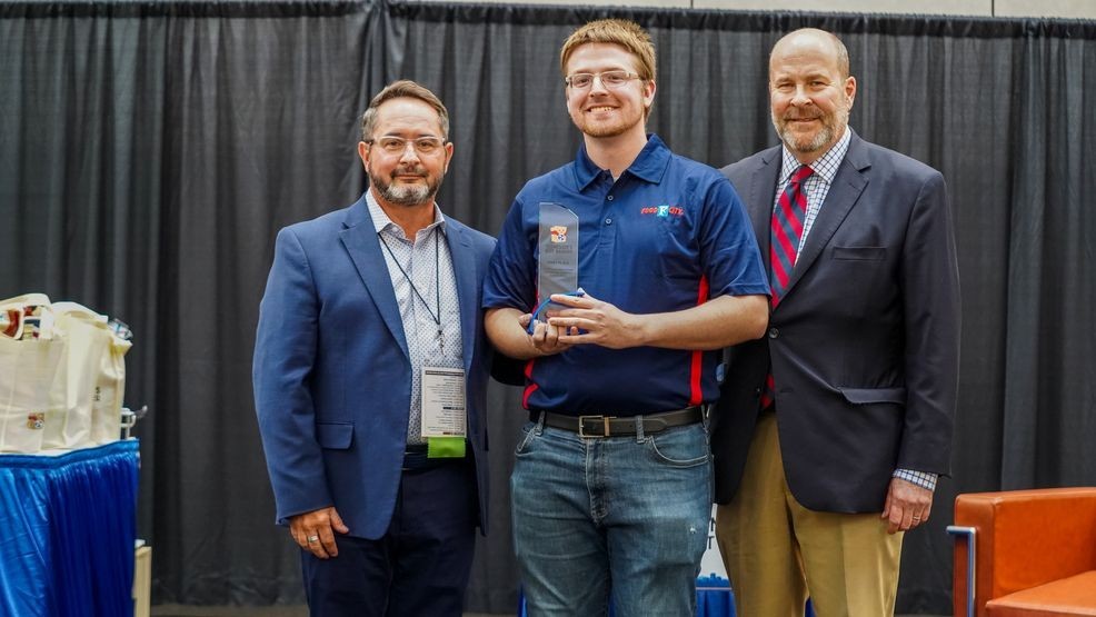 Food City employee named Tennessee's best bagger