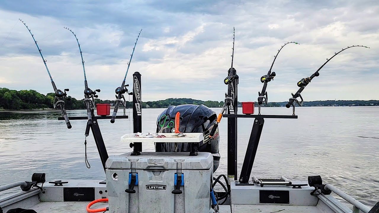 Competing in a large river catfishing tournament