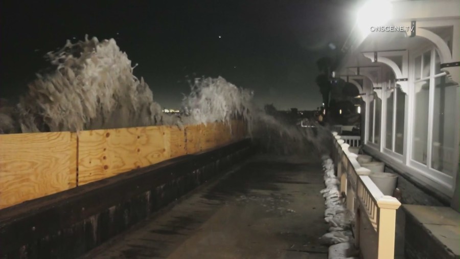 Dangerous king tides continue to hammer California coast