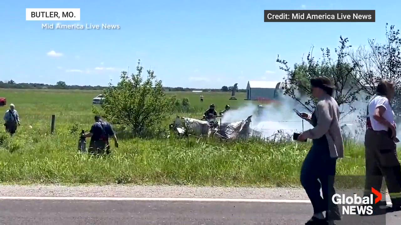12 people flying to skydive die after plane crash in Missouri