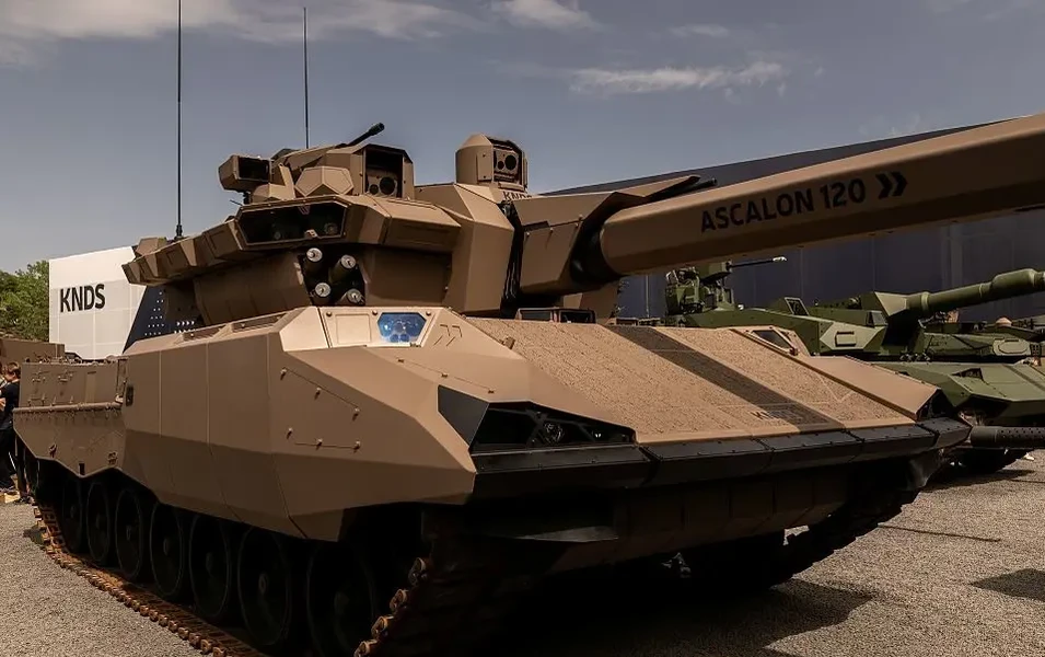 KNDS unveils CAPINT tank as MGCS delays deepen