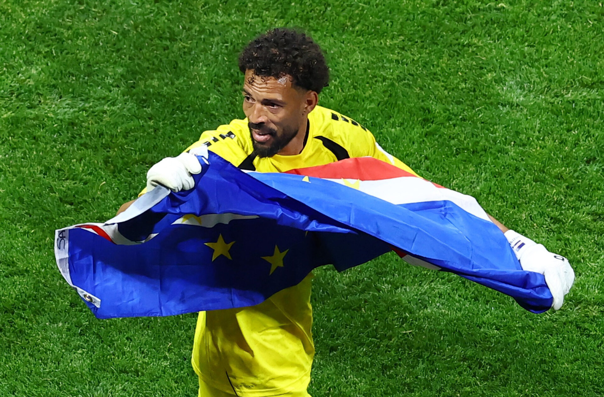 Cape Verde star Vozinha gets insane Instagram growth after World Cup ...