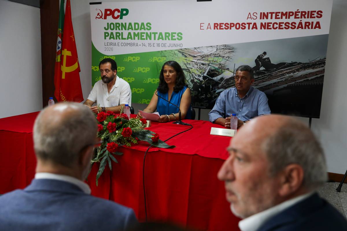 PCP considera pacote laboral "inegociável": "Única saída é o caixote do ...