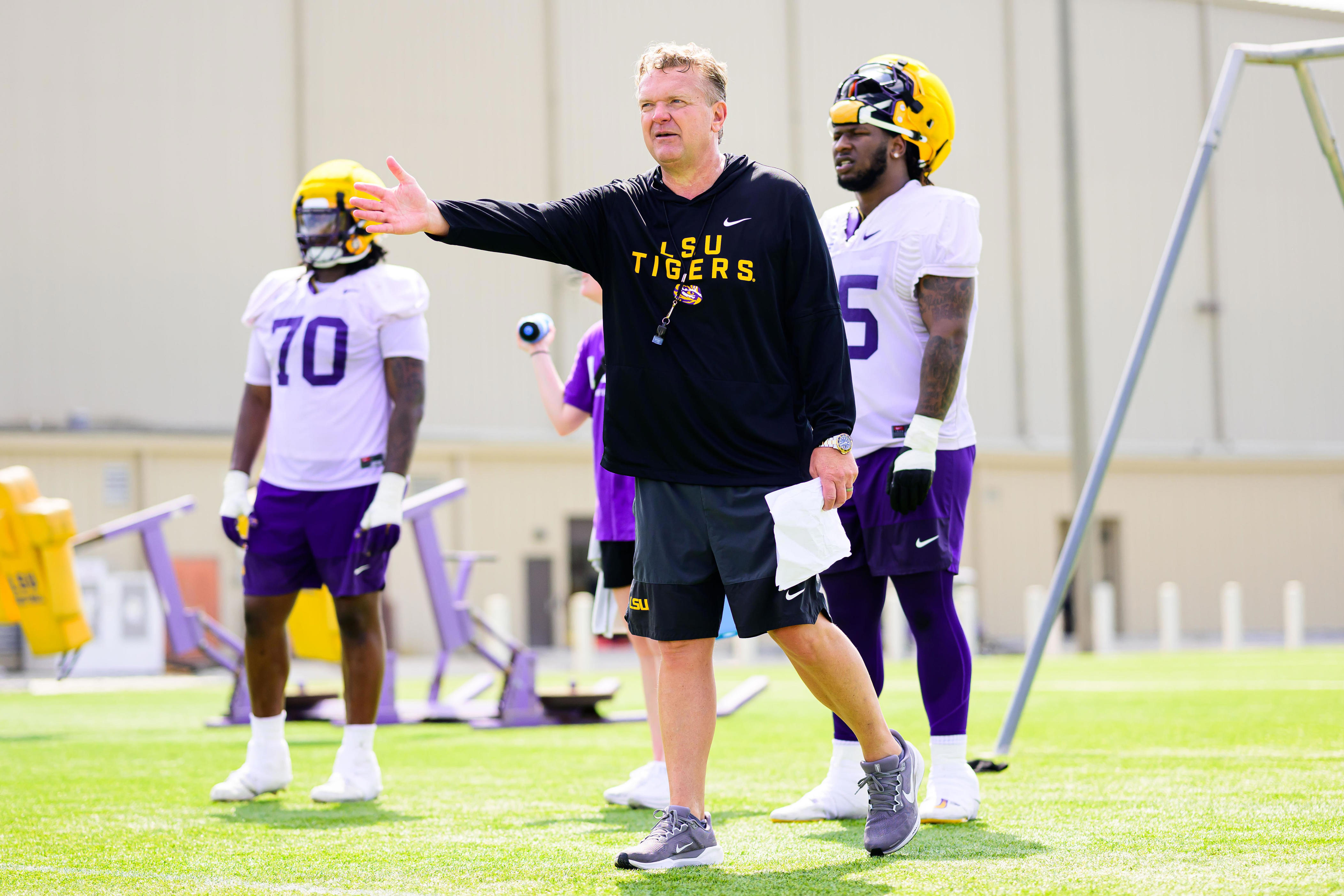 4-star interior offensive lineman Terrance Smith commits to LSU