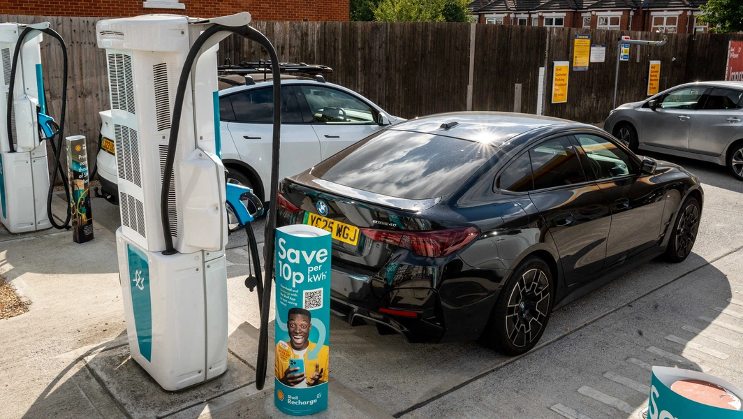 Government launches review into rising public EV charging costs