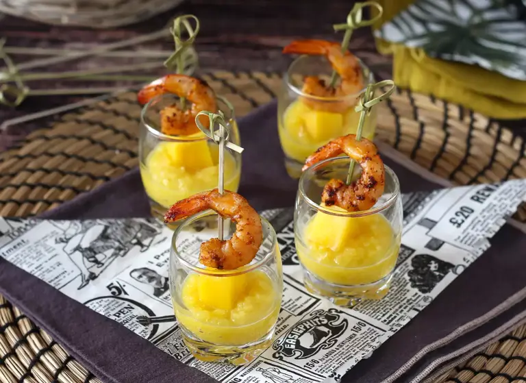 Verrines crevettes mangue pour un apéritif sucré/salé