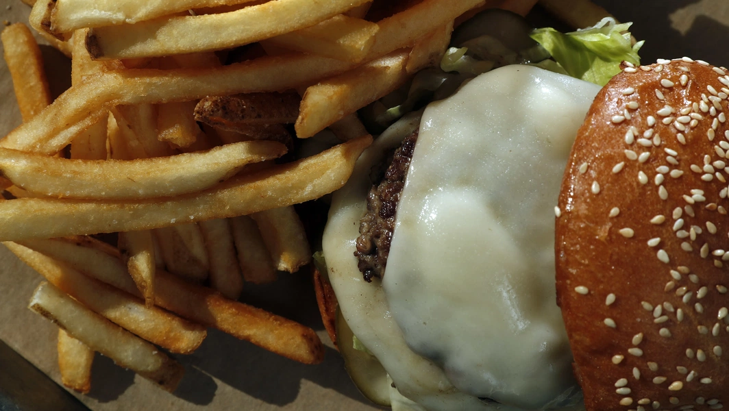 7 must-try cheeseburgers across America