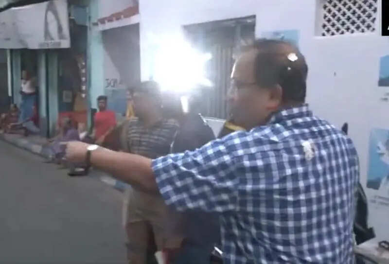 Kunal hit with egg outside Didi home, TMC blames BJP