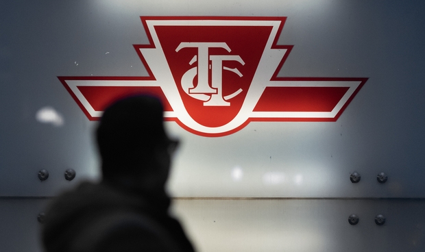 Suspected pepper spray unleashed on TTC travellers at Runnymede Station
