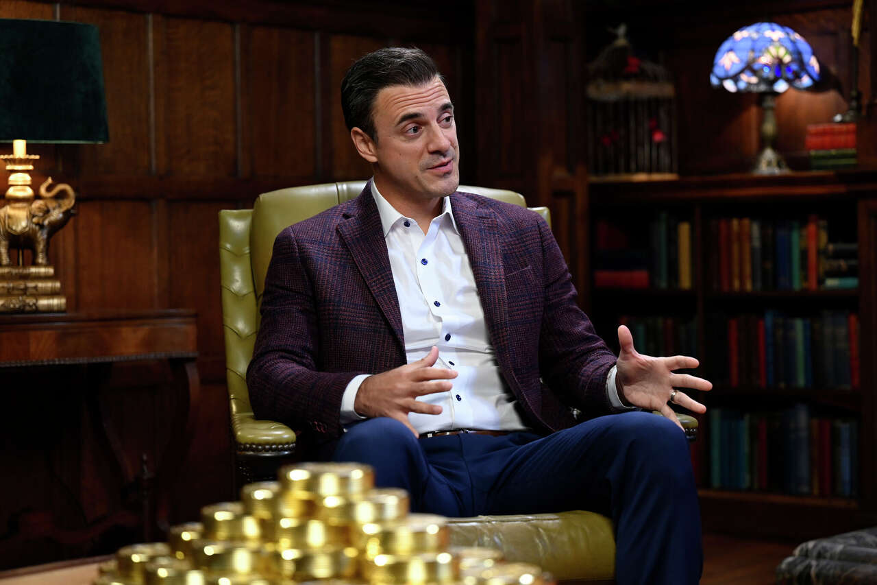 Dearborn's Dan Gheesling, Detroit's Tiffany Mitchell compete on NBC's ...