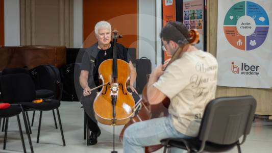 Michael Hell, violonchelista vienés, reveló los secretos del ...