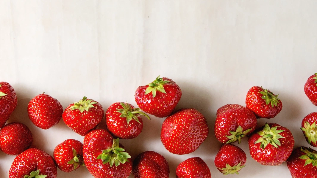Strawberry cheesecake cookies: Ingredients, techniques, and variations