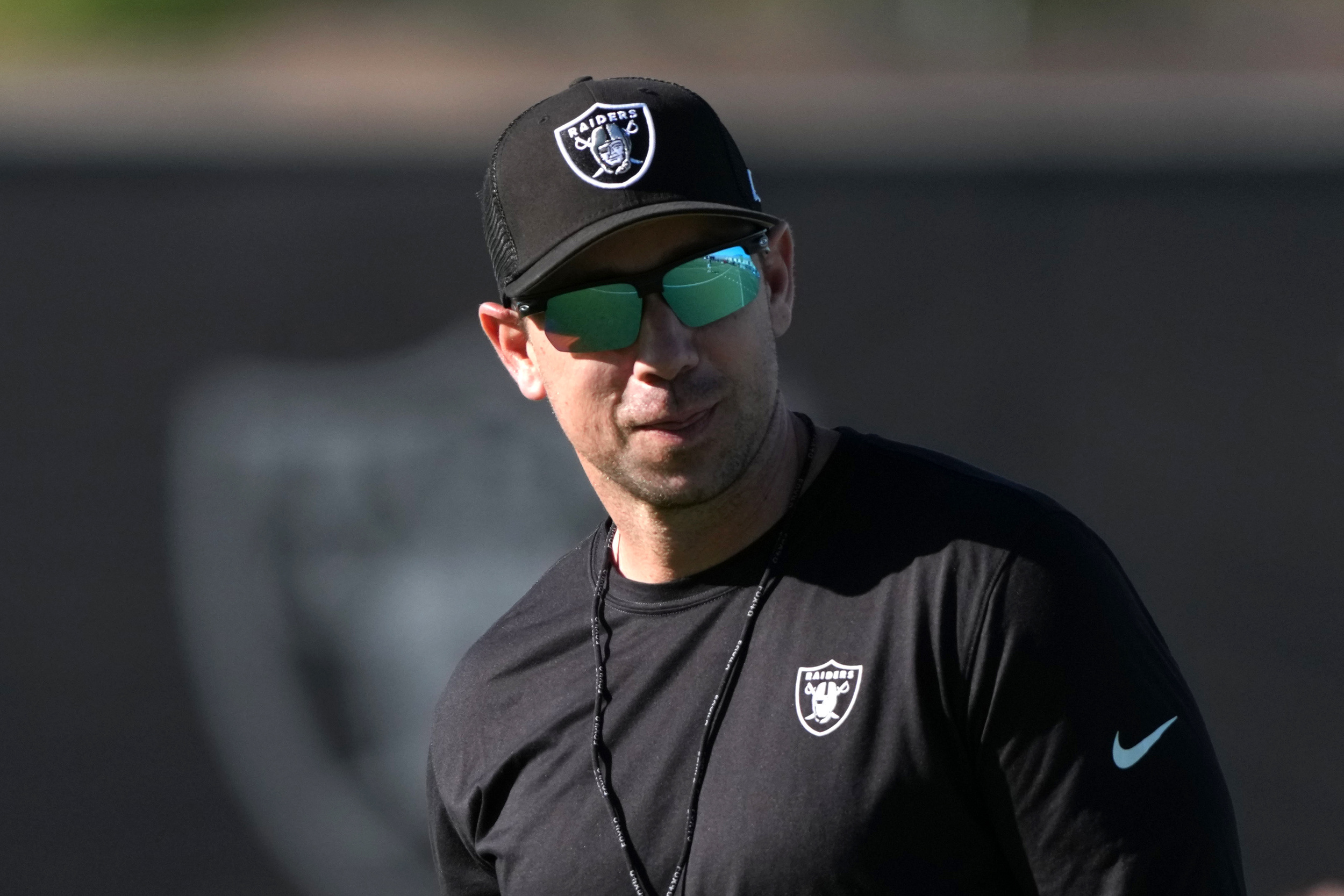 Raiders QB race stays wide open after O’Connell’s strong spring
