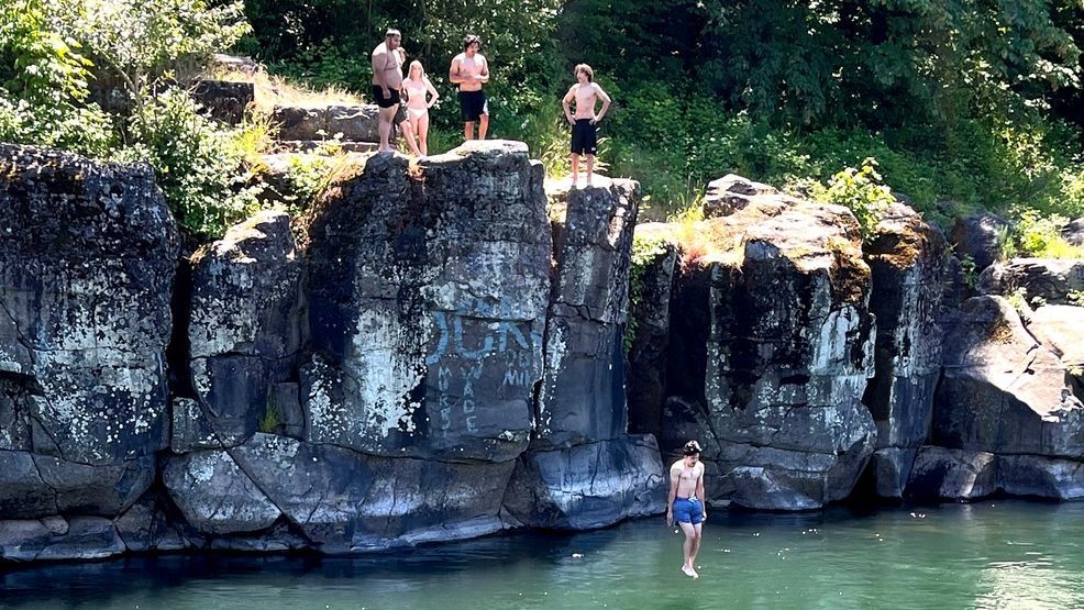 Oregon rescue crews renew life jacket warnings after teen drownings ...