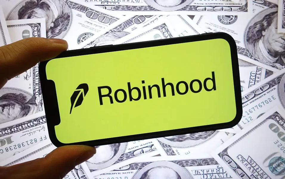 Robinhood stock jumps on World Cup boost and IPO push