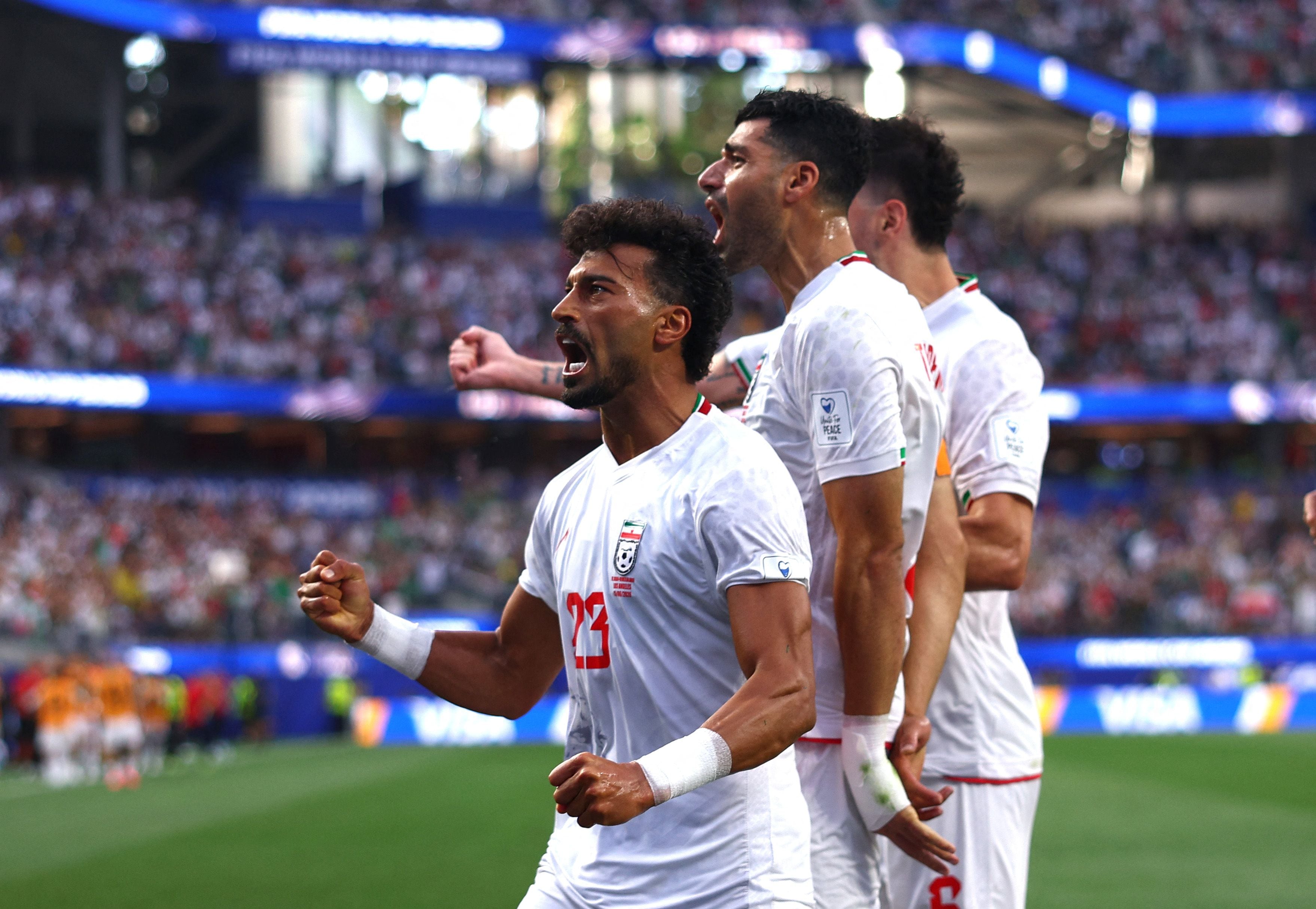 Iran play out entertaining World Cup draw with New Zealand as Elijah ...