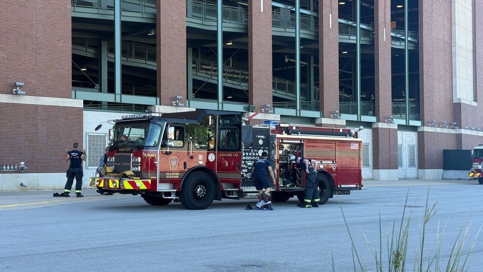 Green Bay crews train for high-rise fires and emergencies using Lambeau ...