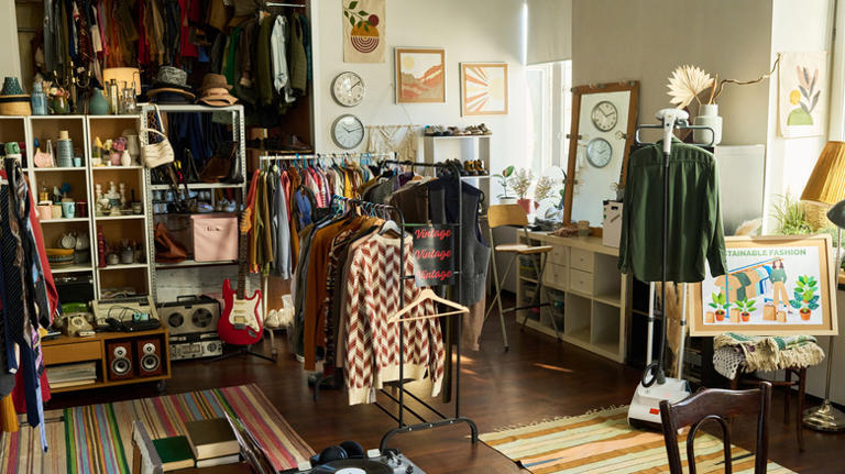 Why a vintage amp is the thrift store gem you've been walking past