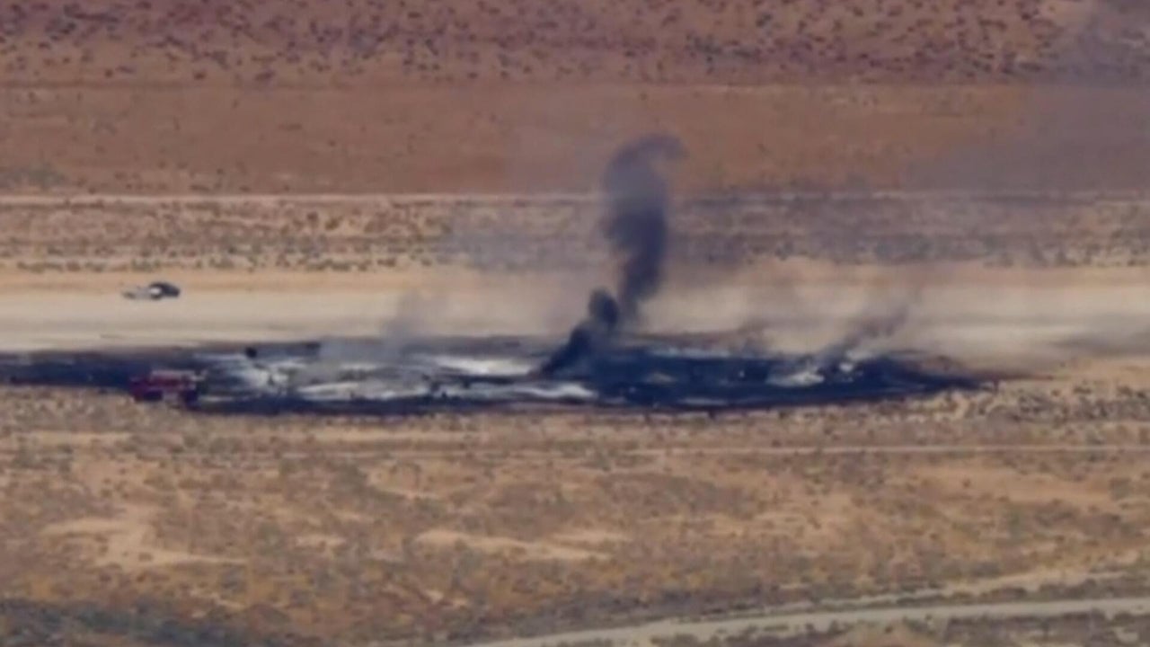 8 believed dead in B-52 bomber crash at Edwards Air Force Base ...