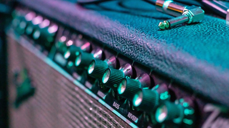 Why a vintage amp is the thrift store gem you've been walking past