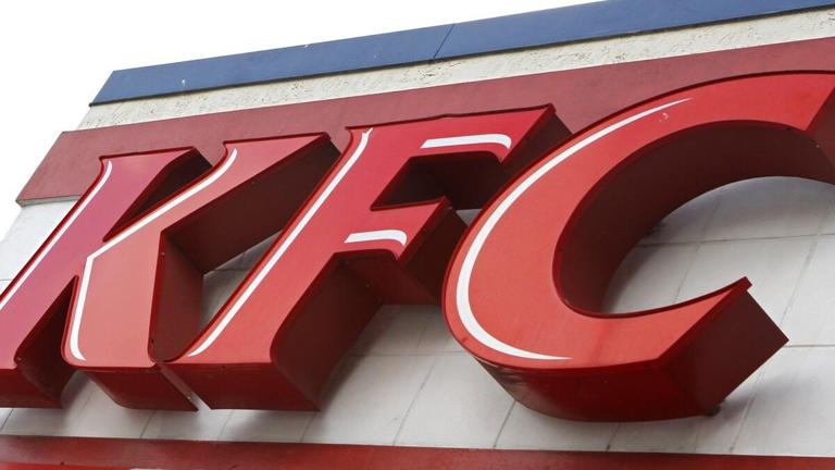 KFCs Massive Menu Overhaul Could Save Diners MoneyIs This the Best Fast ...