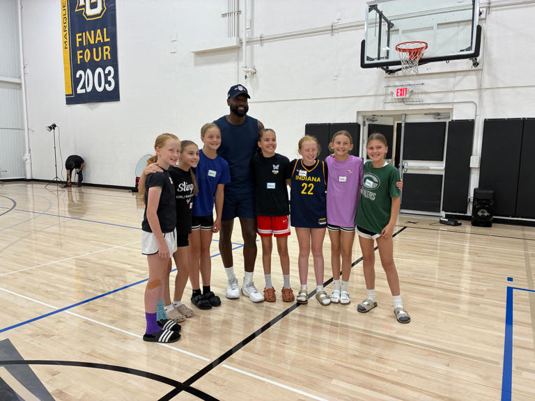 Dwyane Wade, Travis Diener to raise money for literacy, MU facilities