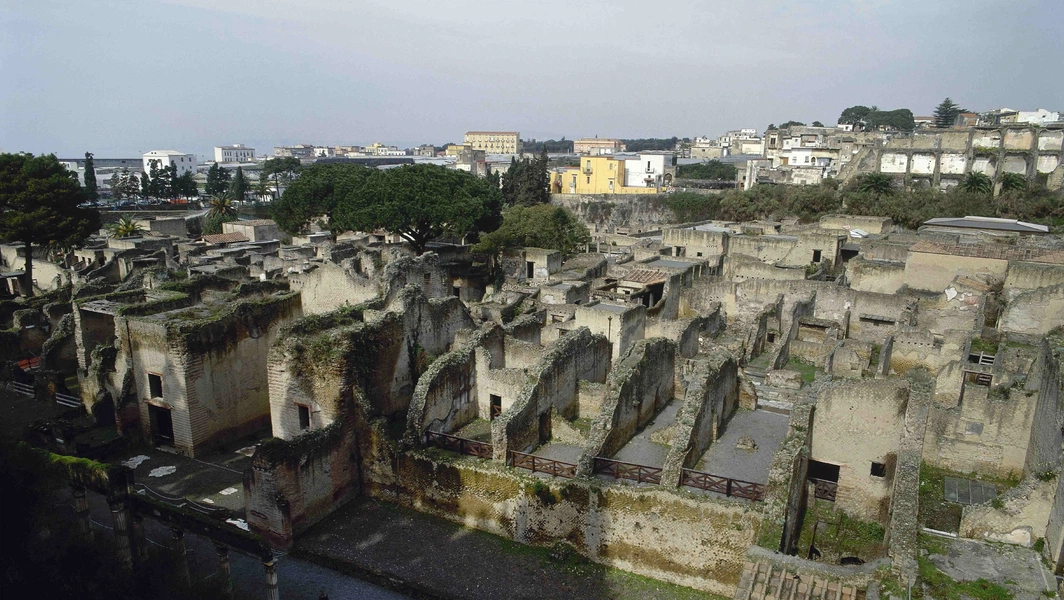 7 remarkable landmarks across the globe