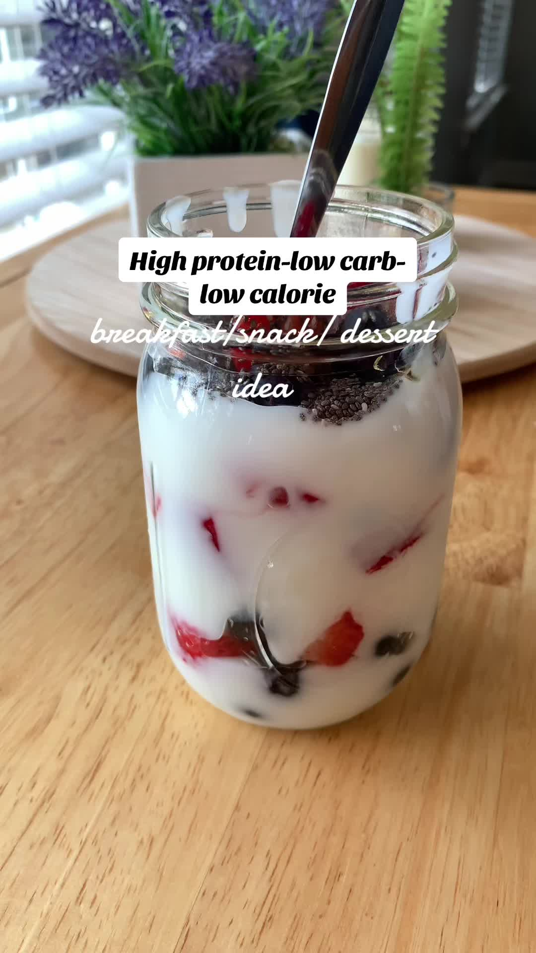 High protein low fat parfait idea for clean breakfast routine