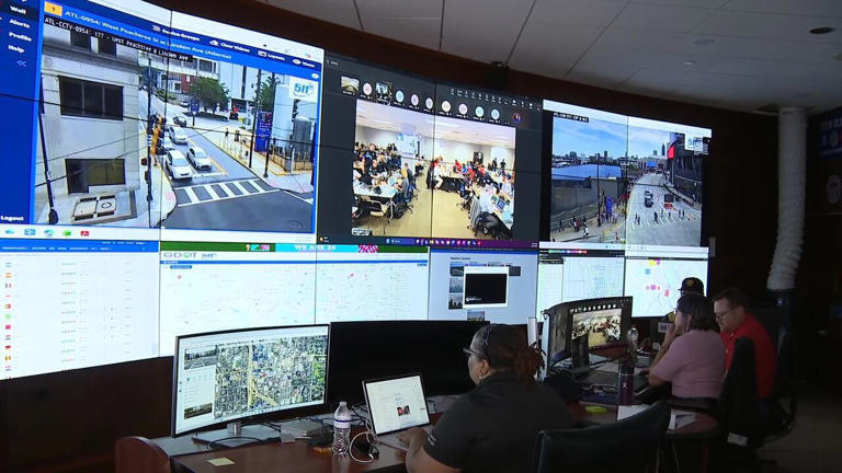 Command centers monitoring traffic, making changes in real time during ...