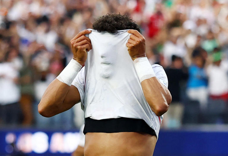 Iran equalise against New Zealand in fiery World Cup clash in LA