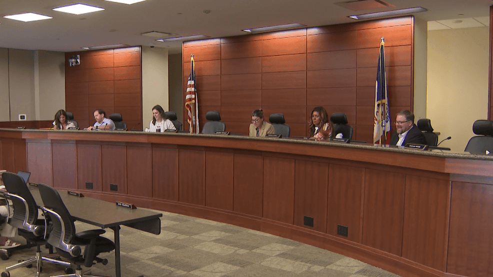 CRCSD approves early retirement incentive for building administrators
