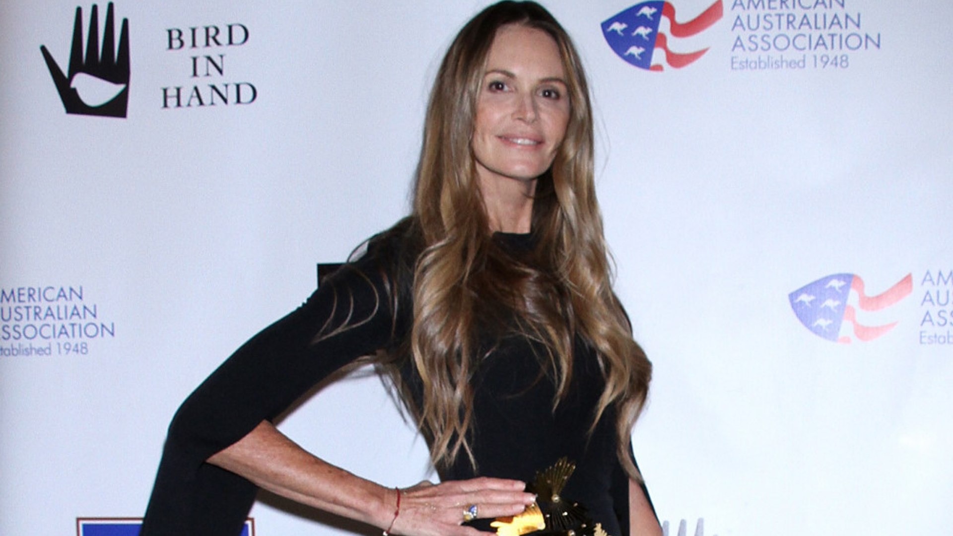 Elle Macpherson brought effortless cool tonew capsule collection