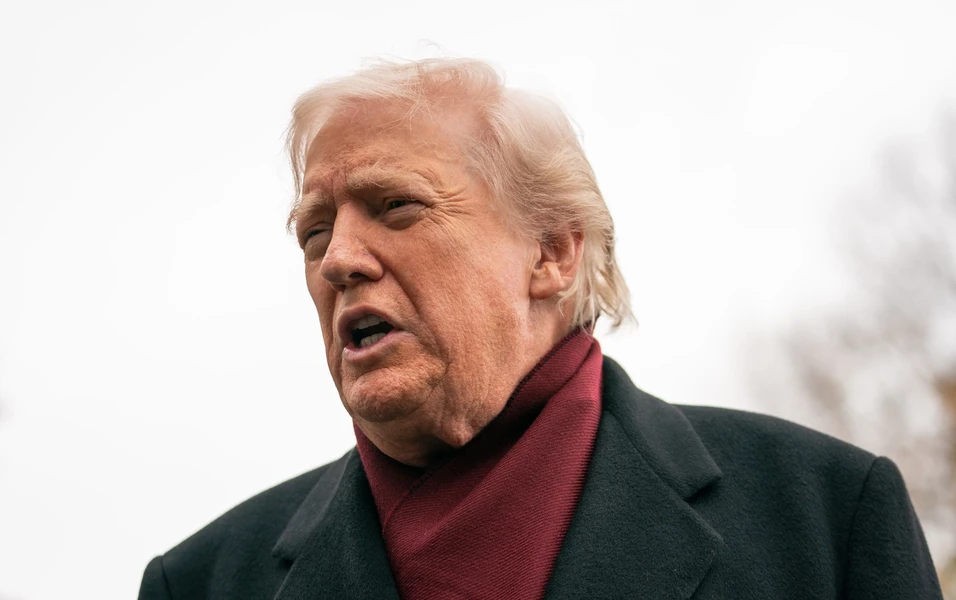 Mary Trump warns president shows signs of cognitive decline