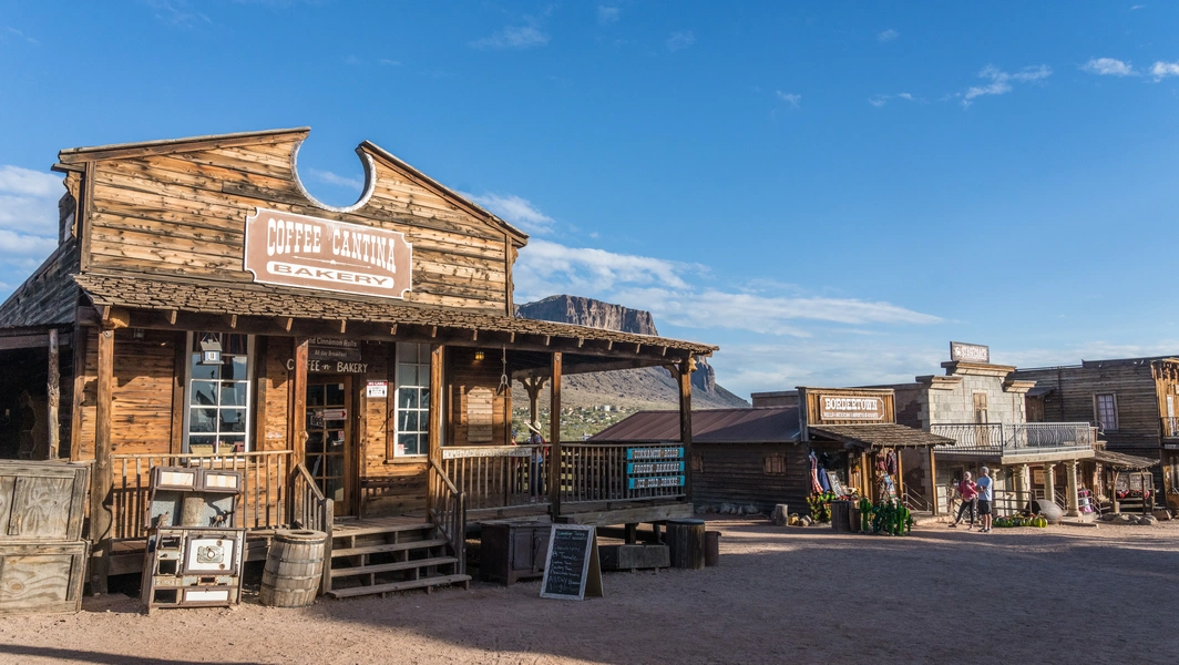 14 scenic western towns to explore