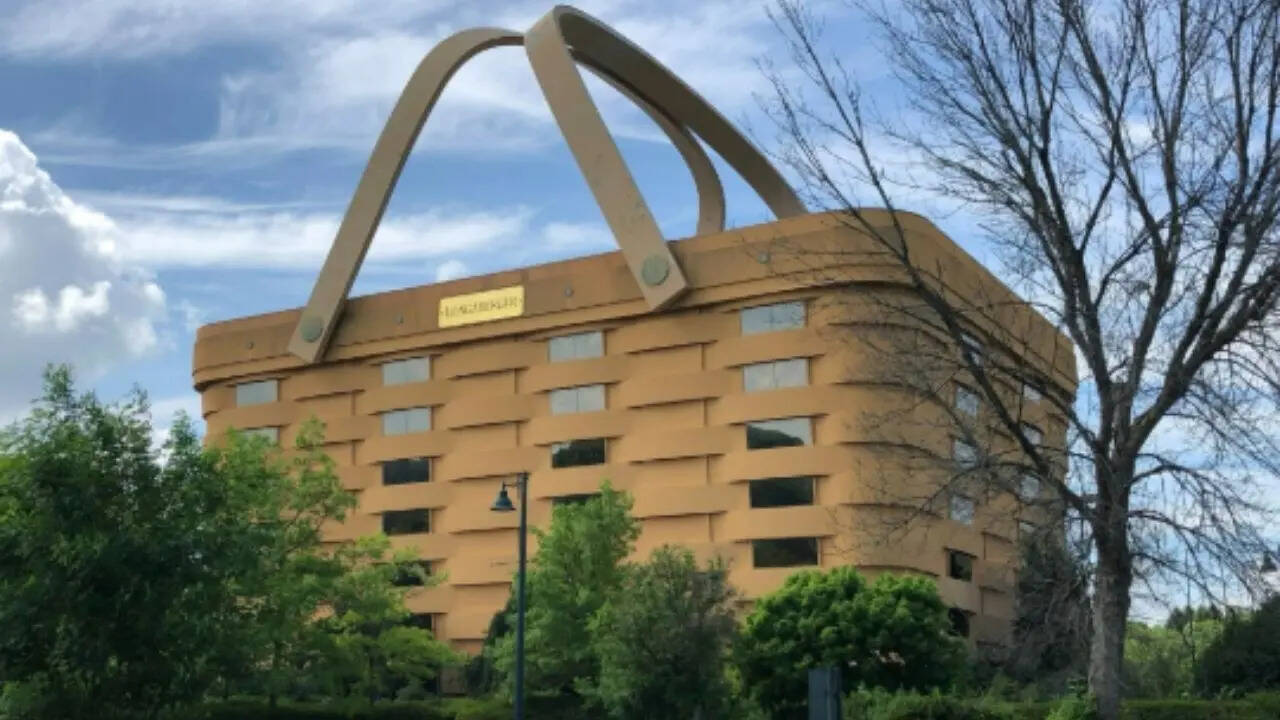 8 most unusual structures around the world that challenge conventional ...