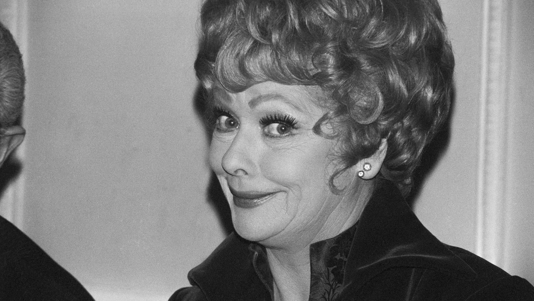 8 celebrities whose deaths were linked to smoking
