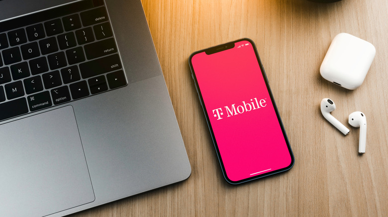 What does 5G UC mean in your phone's status bar?