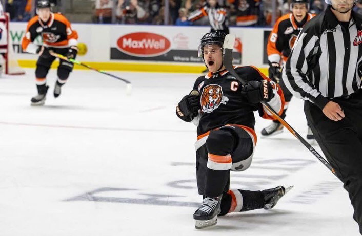 Canadiens prospect Bryce Pickford wins WHL player of the year award ...