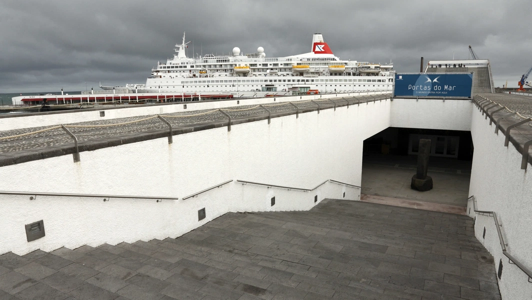 Cruise ship size and its impact on travel experience