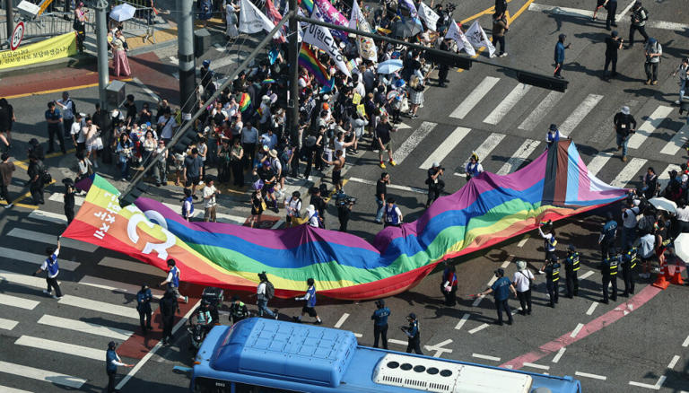 The conversation just dies: LGBTQ+ students reflect on life on Korean ...