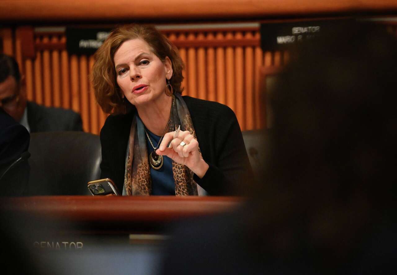 SCOTUS declines case challenging NY law leaving gunmakers liable when ...