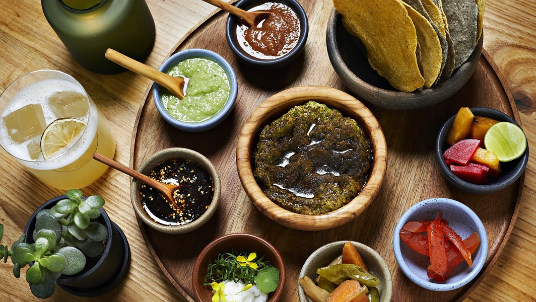 13 traditional Mexican dishes and drinks