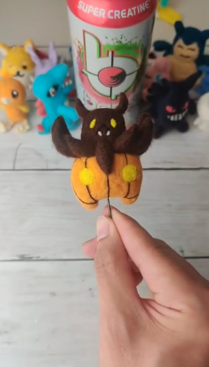 Pumpkaboo comes to life in satisfying wool art