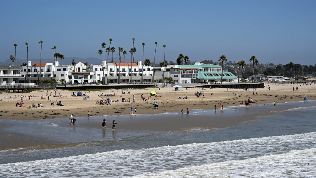 19 picturesque seaside towns across America