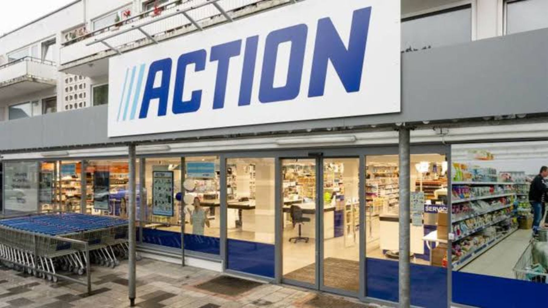 Colas en Action a partir de hoy por el ventilador de techo con luz LED ...